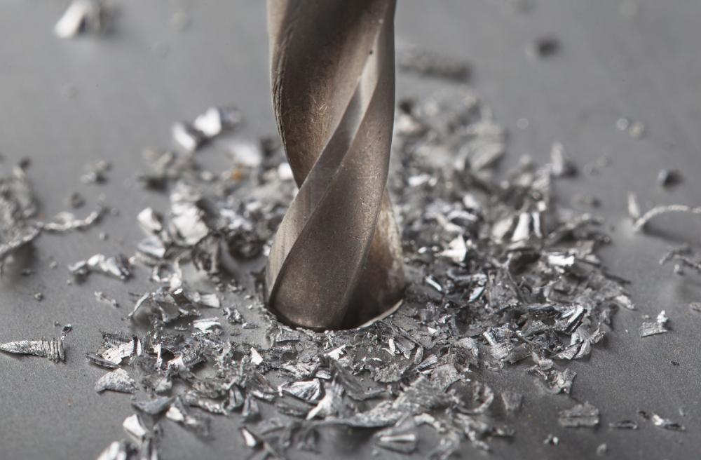 Wet Blasting for Round Shank Tools | Vapormatt